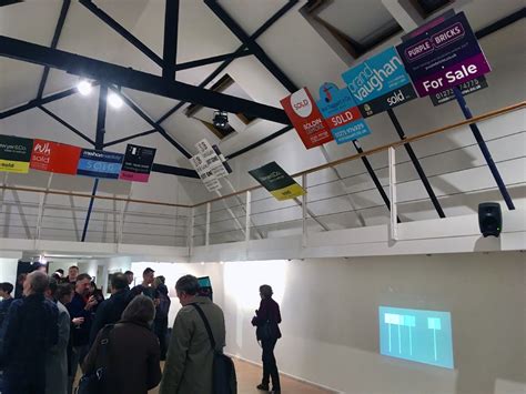 Mocksim Showing Povera