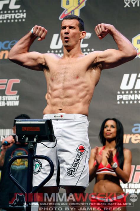 Ufc 163 Fighter Bonuses Anthony Perosh Leads 50 000 Award Winners