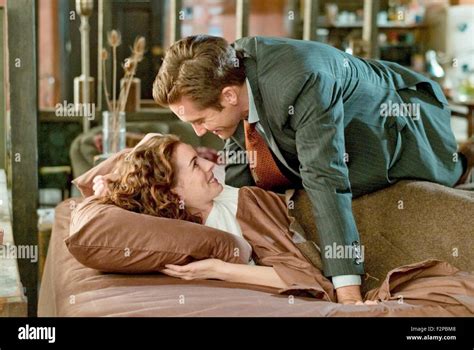 Anne Hathaway Love And Other Drugs Love Scenes