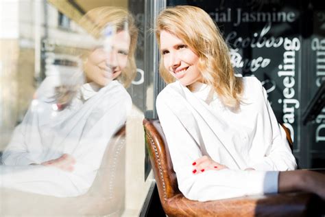 Мисия възможна Как да премахнете петна от пот от бяла риза по 7 сигурни начина За Жената