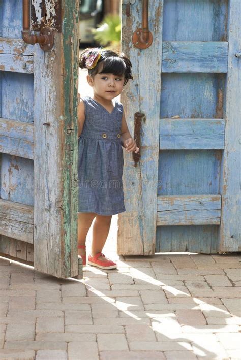 Belle Fille De Latina Image Stock Image Du Fille Preschooler 30949831