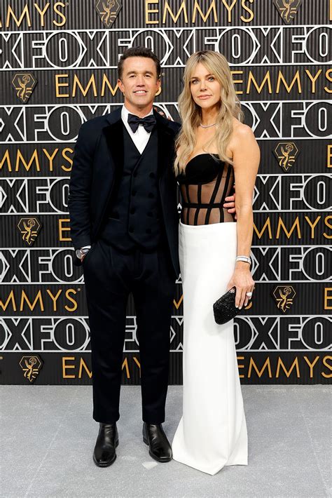 Rob Mcelhenney And Kaitlin Olson Celebrate Success Of Welcome To