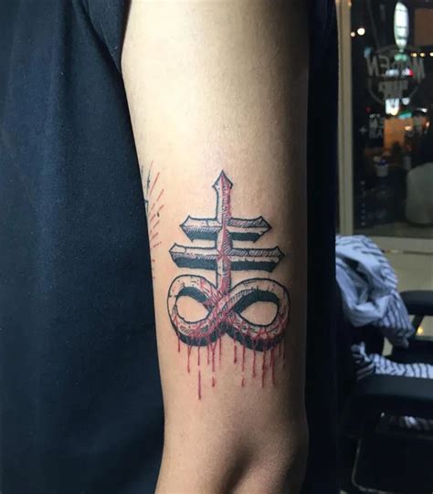 95 Cross Tattoo Ideas To Inspire Your Faith In 2023