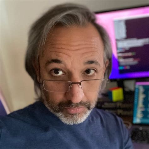 Gabriel Montes Medium