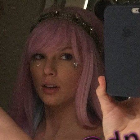 Pin De Lola Lolona Em Tay Tay Taylor Swift Sem Maquiagem Loirinha Taylor Swift