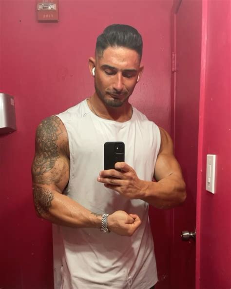 Joey Borrelli Home Facebook