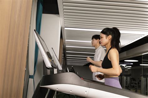 健身房跑步素材 健身房跑步模板 健身房跑步图片高速下载 设图网