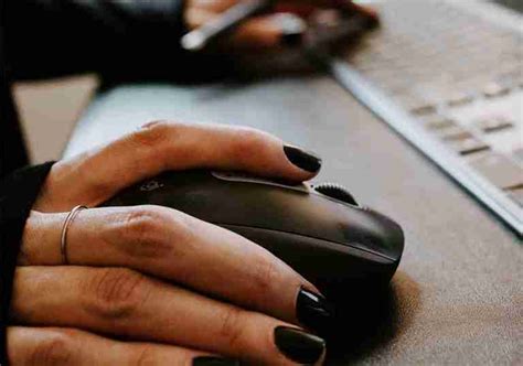 Trackball Vs Normal Mouse What You Need To Know