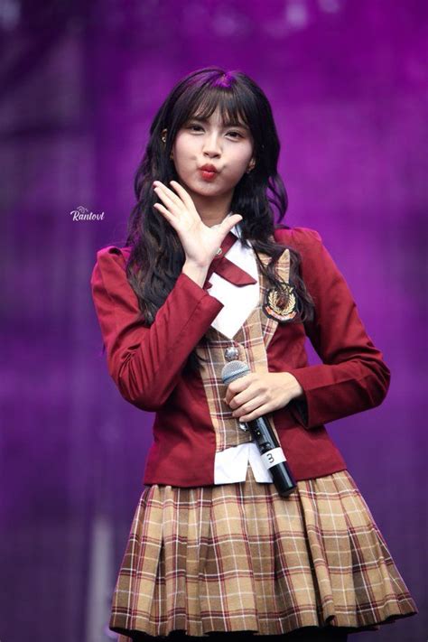 Pin Oleh Jkt Members Di Helisma Putri Perempuan Wanita Bergaya Pakaian Lucu