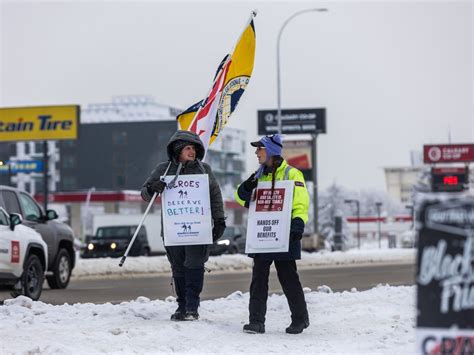 Letters Dec 14 Time For Canada Post Workers To Get Back To Work