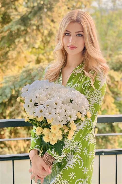 Charming Anna 32 Yo From Poznan With Blonde Hair Id 334975 Ladadate