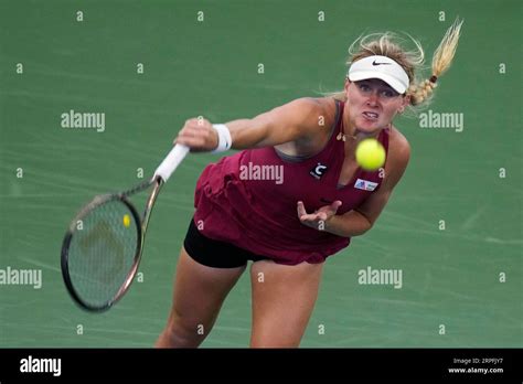 Peyton Stearns Of The United States Serves To Marketa Vondrousova Of