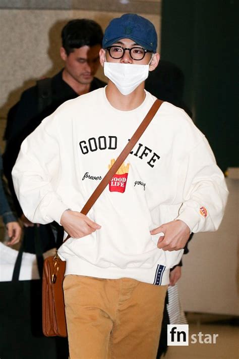 [포토] Bts 뷔 ‘아픈 몸에도 완벽한 무대 펼치고 헉스