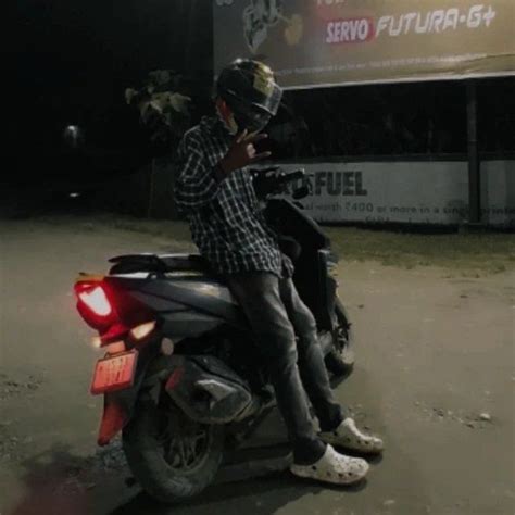 Speed Rider ⁠ ͡⁠°⁠ᴥ⁠ ͡⁠°⁠ ⁠ʋ⁠ Gopal Xnwl • Threads Say More