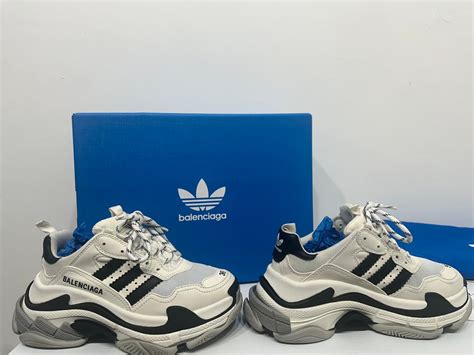 36 발렌시아가 X아디다스 트리플s 후루츠패밀리