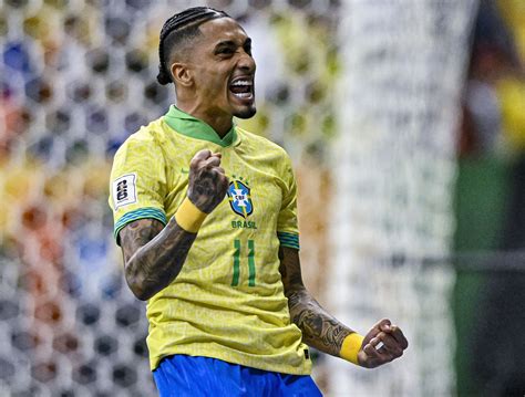 Former Brazil Star Slams Raphinha For Disrespecting Argentina Team