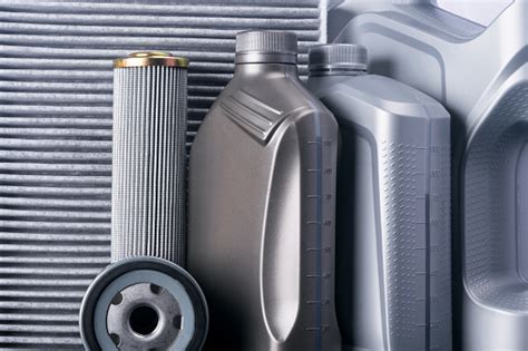 다음 수리를위한 오일의 공급과 엔진과 자동차 인테리어를위한 공기 필터 세트 0명에 대한 스톡 사진 및 기타 이미지 0명 금속 깨끗한 Istock