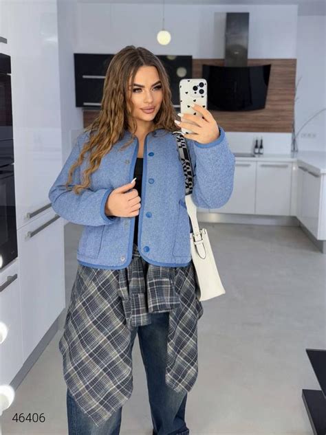 Бомбер — ціна 1400 грн у каталозі Куртки Купити жіночі речі за доступною ціною на Шафі Україна