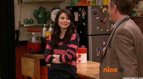 Miranda Cosgrove Jennette Mccurdy Nickelodeons Igo One Direction