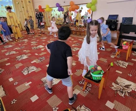 Праздник Золотая осень Вот и пришло время красивой золотой урожайной и трудолюбивой осени