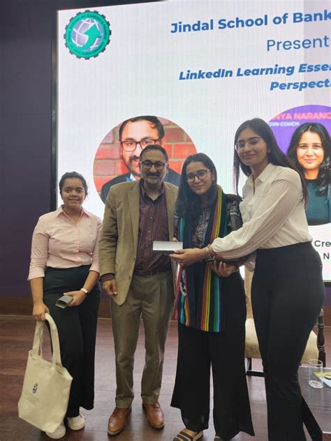ananya narang en linkedin business success opportunity experience networking