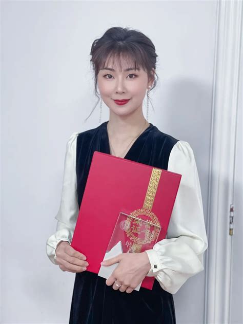 湖北省花鼓戏艺术研究院演员付潜芬荣膺2022中国戏曲年度新秀 湖北日报新闻客户端