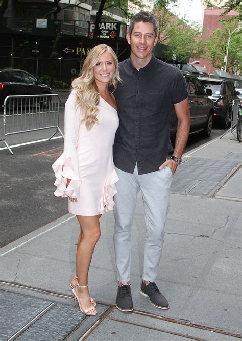 Arie And Lauren Luyendyks Relationship Timeline From Bachelor