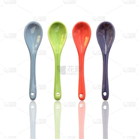 汤匙 白色背景 分离着色 式样 桌子 小的 无人 背景分离 陶瓷制品 方形画幅图片 白色背景图片素材 花瓣网