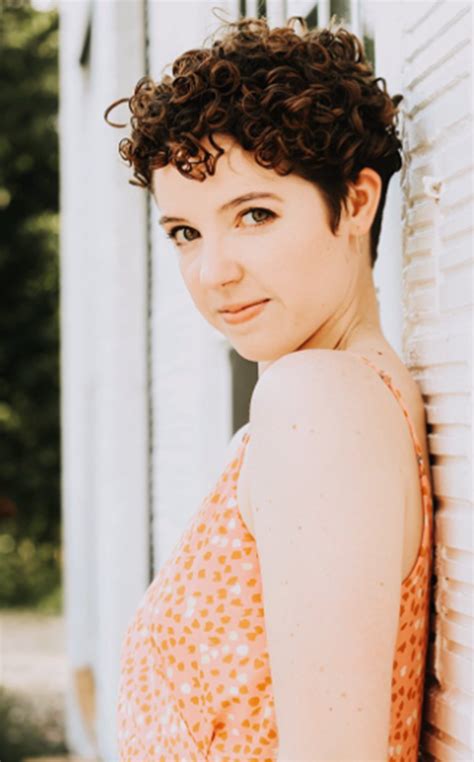 41 Curly Pixie Cut Ideas To Unleash Your Inner Rebel