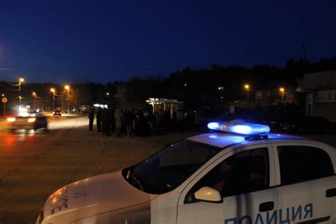 Среднощен екшън Рецидивисти нападнаха и обраха младеж във Враца