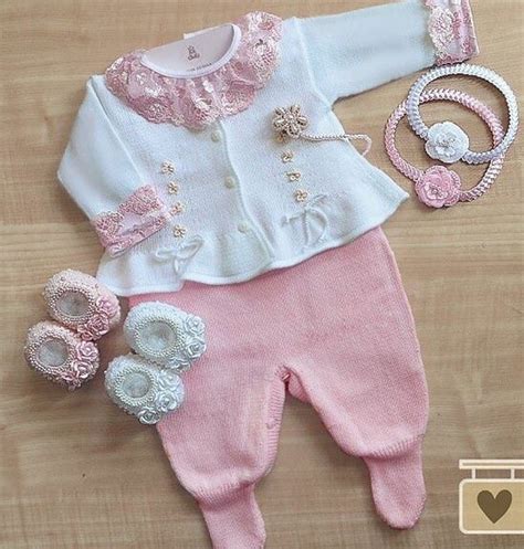 ۲۰ مدل ست لباس نوزادی دخترانه خوش رنگ و آب ستاره