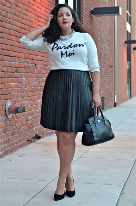 Plus Size Leather Skirt 5 Best Outfits