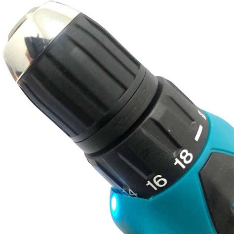 ელ სახრახნისი 2 ელემენტით და 22 აქსესუარით Makita 18v ყიდვა ყველაზე