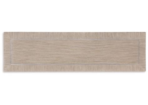 Jorlaina Dining Server