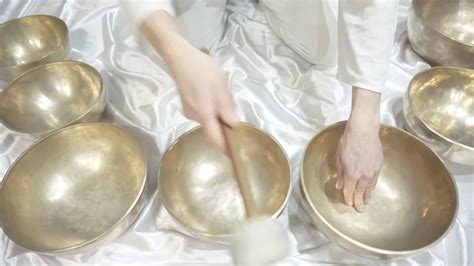 ПРОФЕССИОНАЛЬНЫЙ НАБОР ПОЮЩИХ ЧАШ ДЛЯ МАССАЖНЫХ И МЕДИТАТИВНЫХ ПРАКТИК