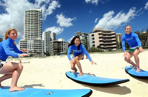 골드코스트 서퍼스 파라다이스 서핑 세션