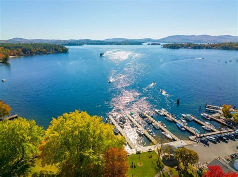 Get Out On Lake Winnipesaukee This Summer Lake House At Ferry Point Inn
