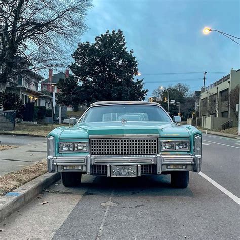 کادیلاک الدورادو نمادی از تجمل و کارایی در دهه ۷۰ عکس