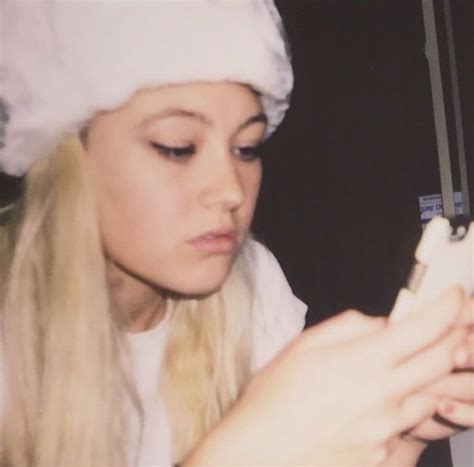 Pin By Lavenderlover28 On Olivia Scriven Celebrity Style Inspiration Celebrities Celebrity Style