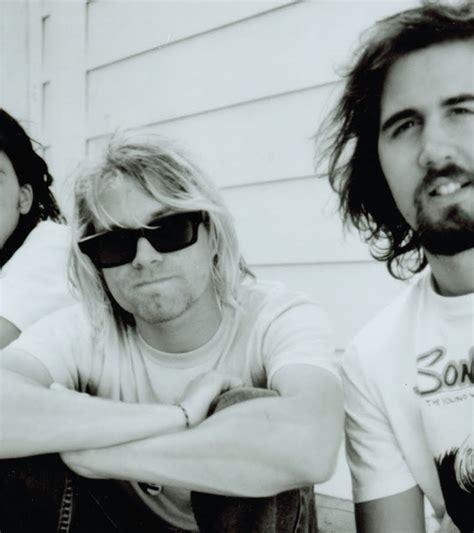 1920x2160 Resolution Nirvana Band Glasses 1920x2160 Resolution