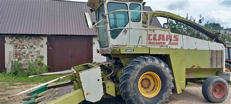 1990 Class Jaguar 690