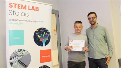 Coding At Heart Computer Science Professor Who Inspires Future It Geniuses