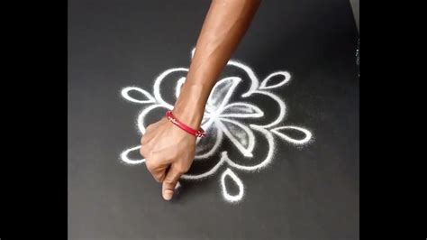 2 Small And Cute Rangoli Designseasy Rangoli Devanshi Rangolis Youtube