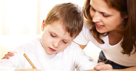 Как научить ребенка красиво писать