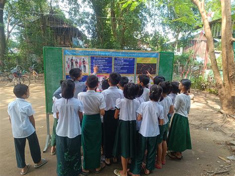 ညောင်လေးပင်မြို့၌ လူငယ်ရေးရာအသိပညာပေးဟောပြောပွဲနှင့် နံရံကပ်စာစောင်ပြပ