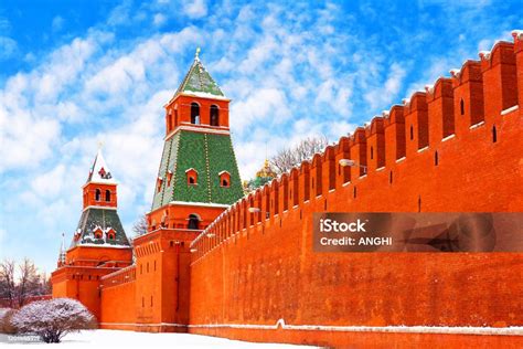 겨울 모스크바 크렘린 모스크바 러시아의 건축과 랜드 마크 크렘린 벽과 타워 0명에 대한 스톡 사진 및 기타 이미지 0명 1월 거리 Istock