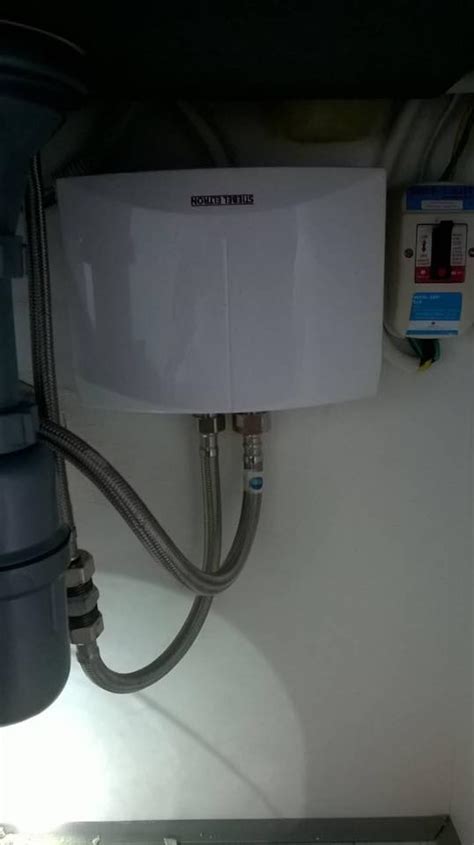 งานซ่อมเครื่องทำน้ำร้อน กะทู้ ภูเก็ต 🙏🙏🙏🙏🙏 บริการจัดจำหน่าย ย้ายติดตั้ง ล้าง เติมน้ำยาแอร์