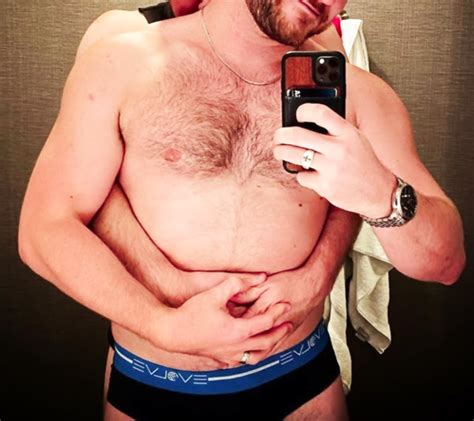 Guys With Sexy Hands Image ThisVid Tube