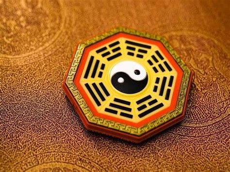 六爻占卜测性格样貌取用神详解六爻测长相断法大全 易师汇传统文化