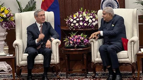 Монгол Улсын гурав дахь Ерөнхийлөгч Н Энхбаяр Энэтхэгийн дэд ерөнхийлөгчтэй уулзав